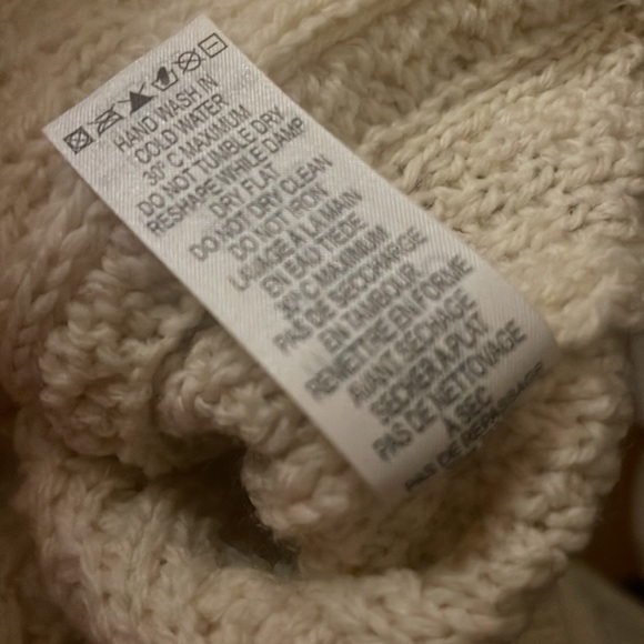 Aran Crafts | Sweaters | Aran Mor Merino Wool Crew Neck Cable Knit ...